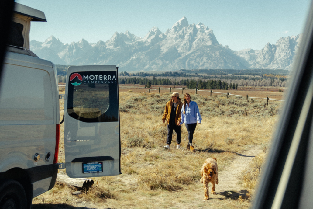 Luxury Campervan Travel Itinerary: Beartooth, Yellowstone & Grand Tetons